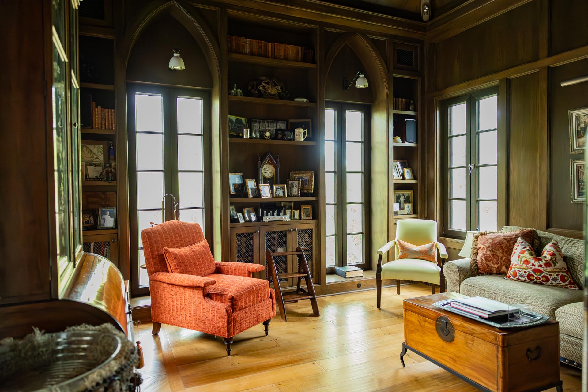 Resources - VoyageAuctions.com